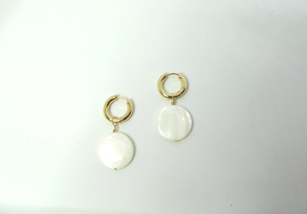 14k Gold Shell Huggies – Agra – Maison Woo